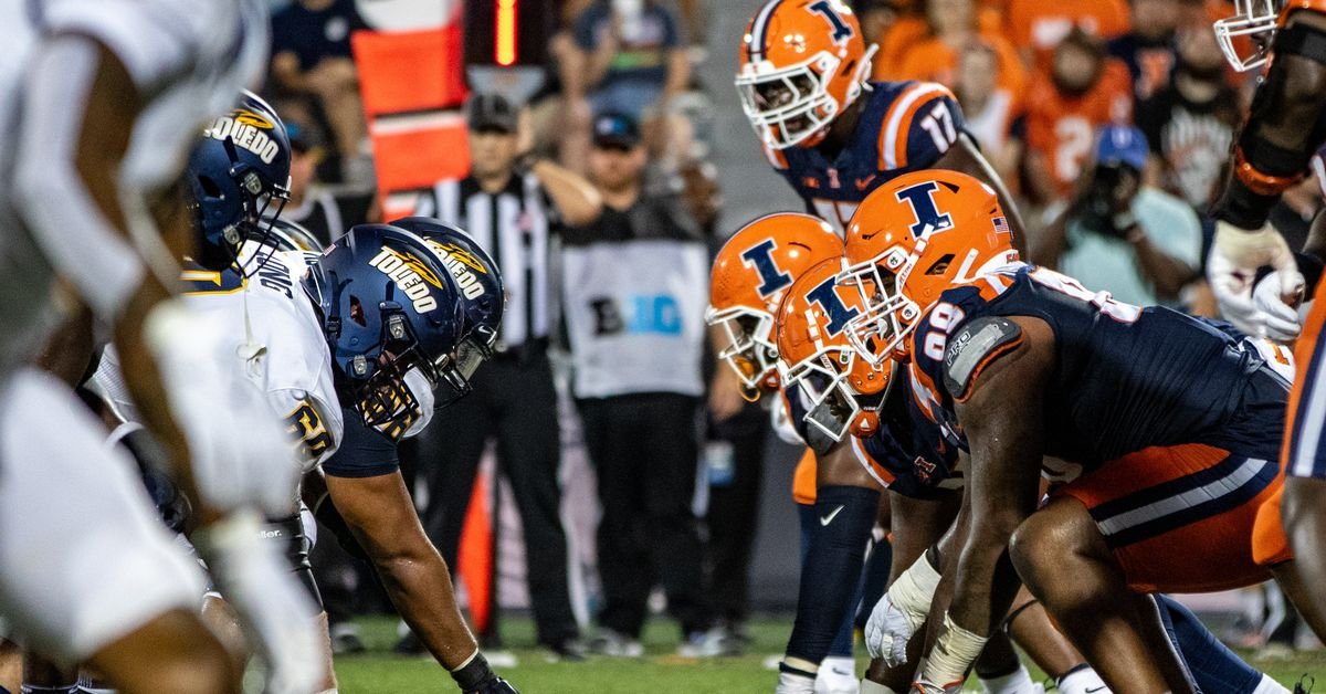 Illinois Footballs Top Needs In The Transfer Portal Areyoupop